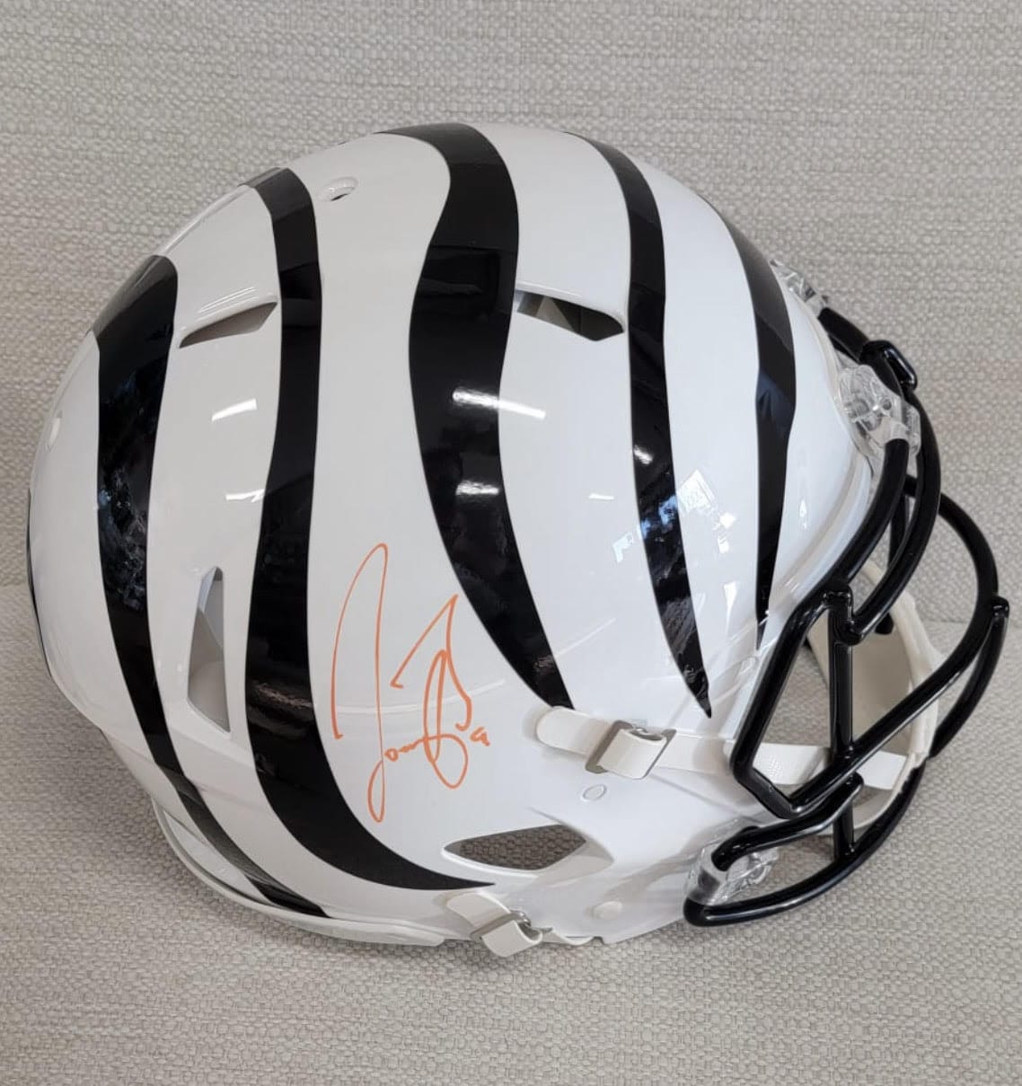 Joe Burrow Signed Helmet White - Fanatics Authenticated – The Coffee ...